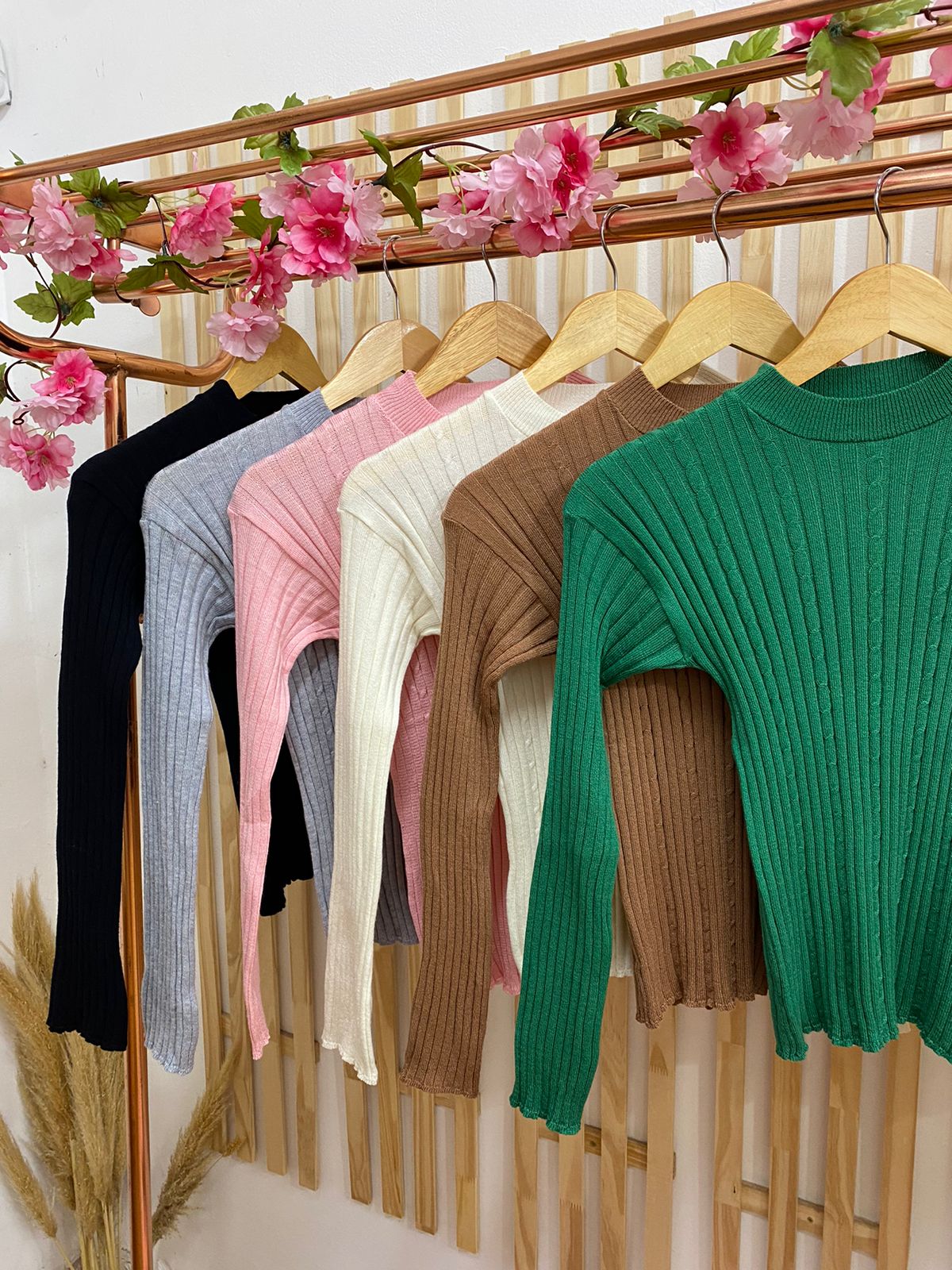 Sweater Nate DE BREMER TRENZADO CUELLO A LA BASE. | Distrito Moda